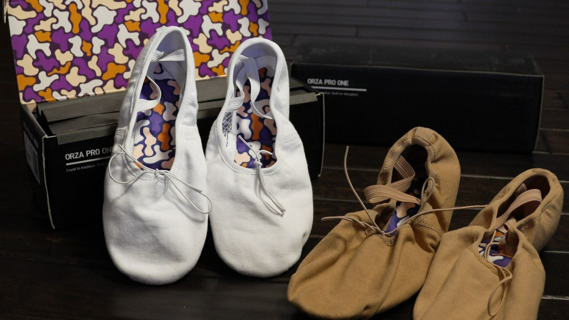 Seattle dancer changes ballet shoes for first time in 100 years | king5.com