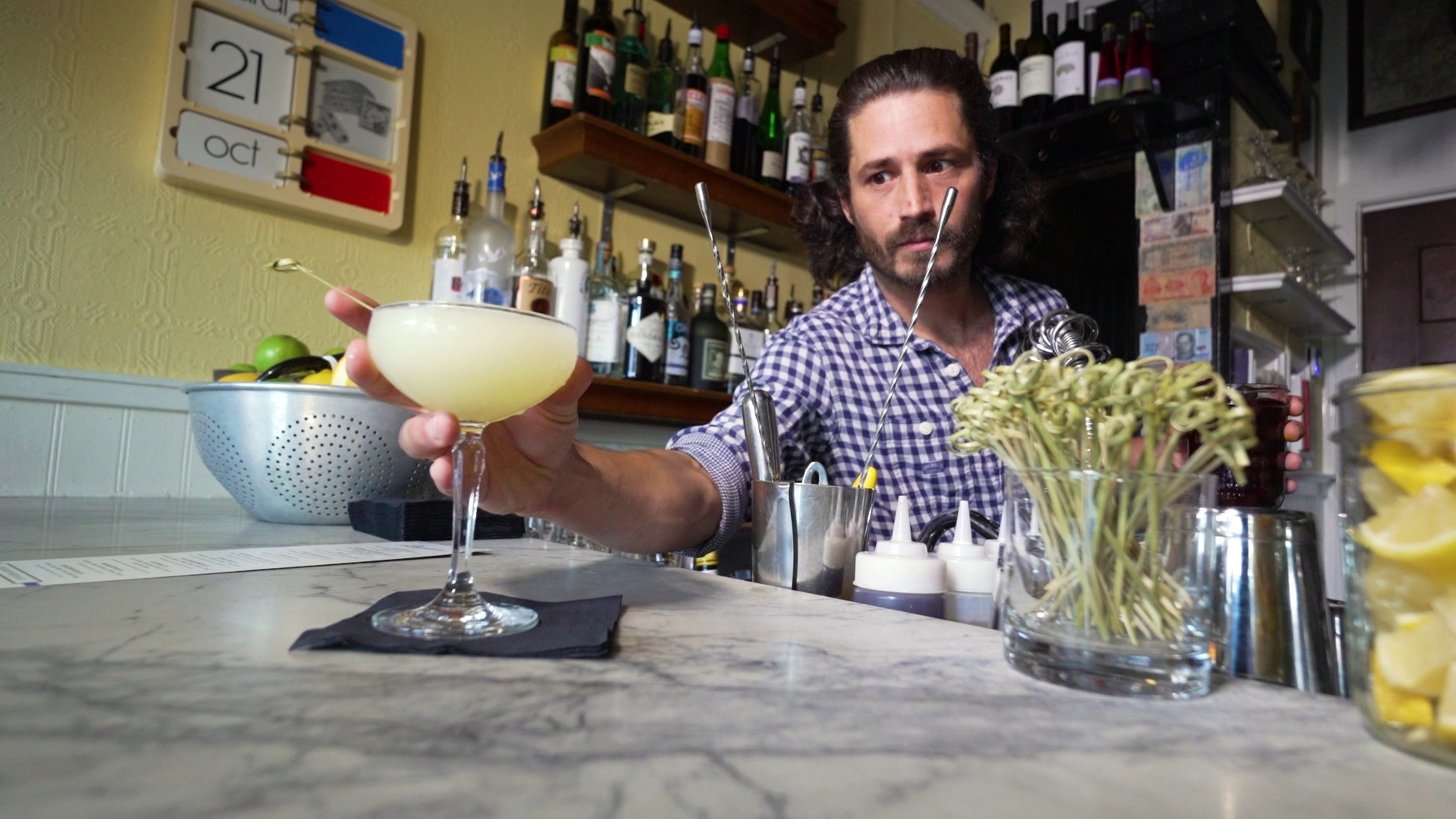 Edmonds bar offers a little escape from normal life | king5.com