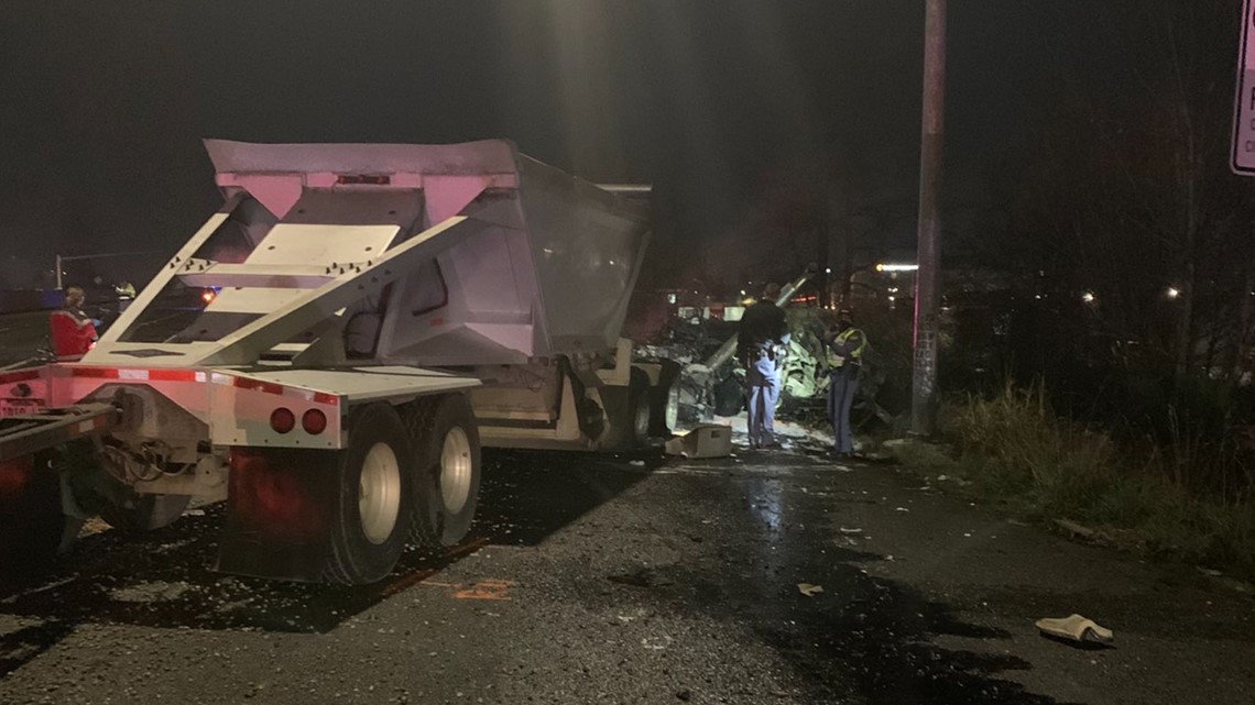 2 dead after multi-vehicle crash on SR 167 in Pacific | king5.com