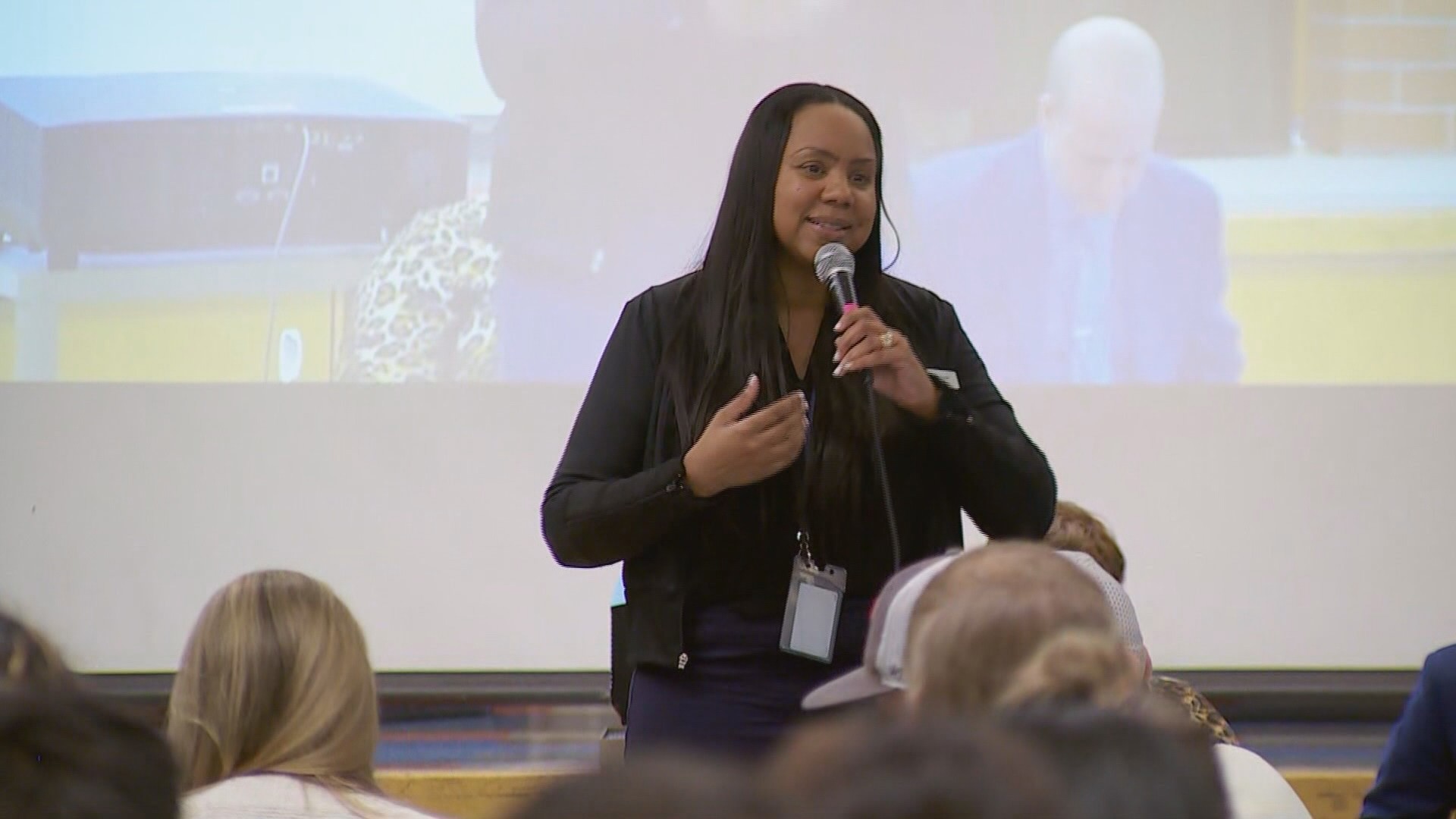 Parents upset over new Seattle elementary principal | king5.com