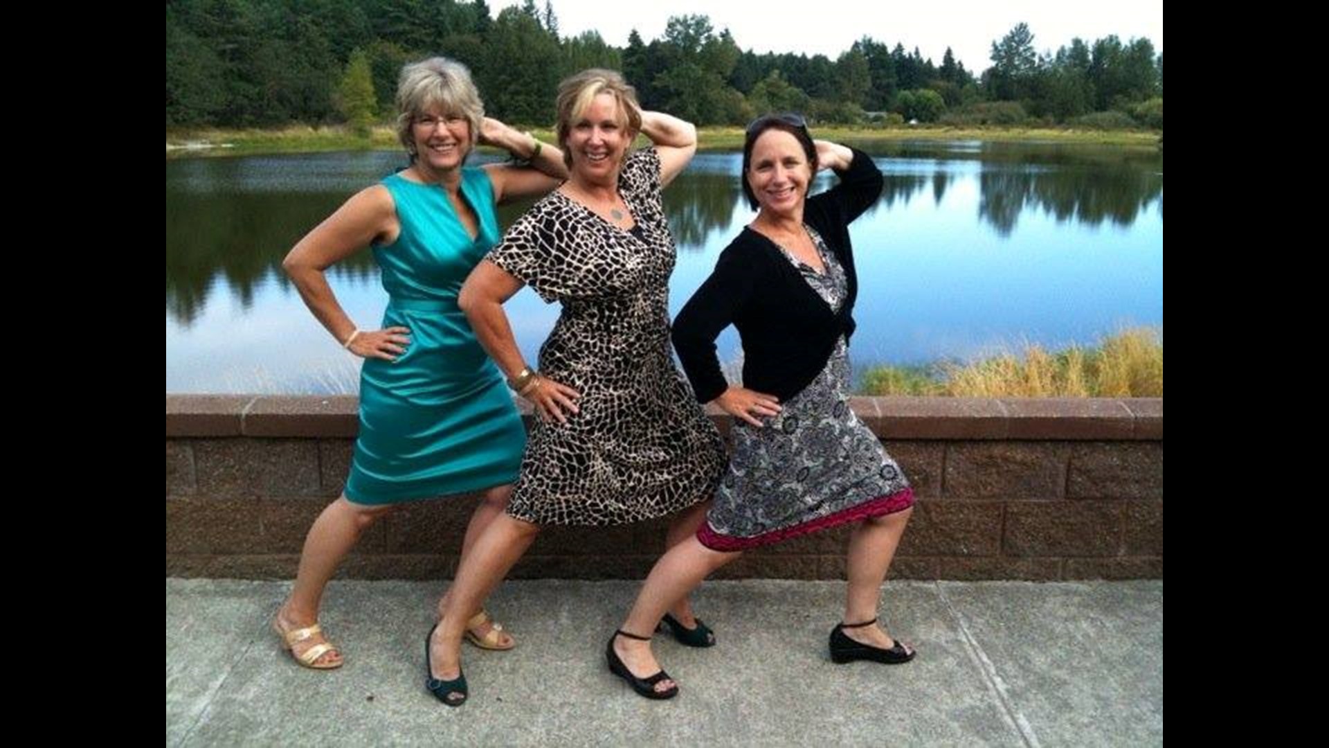 This Seattle woman and her friends are striking a pose around the world ...