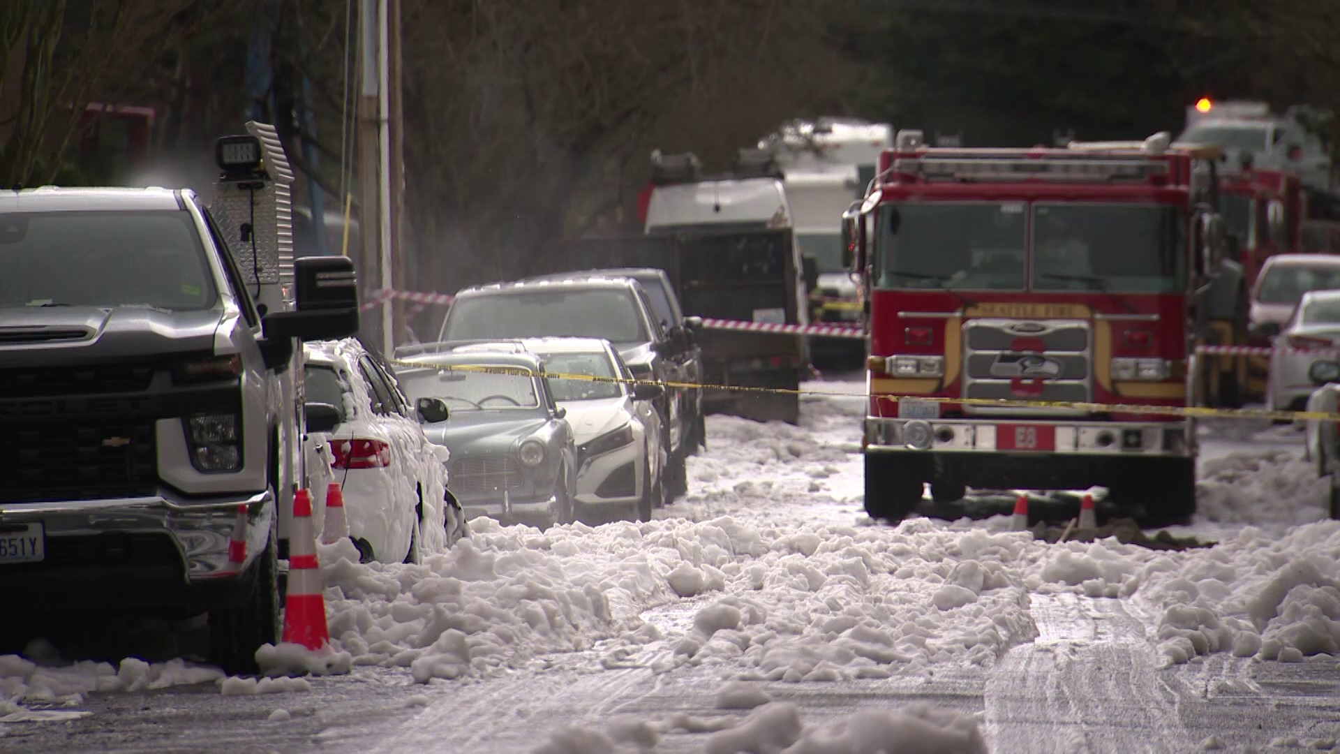 Operator rescued after crane crashes into power pole in Queen Anne ...
