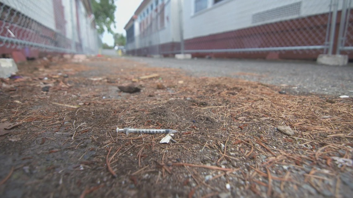 Whitman Middle School parents raise safety concerns over 'dilapidated ...