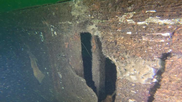 Hidden in plain sight: Robots reveal ‘shipwreck city’ beneath Lake ...