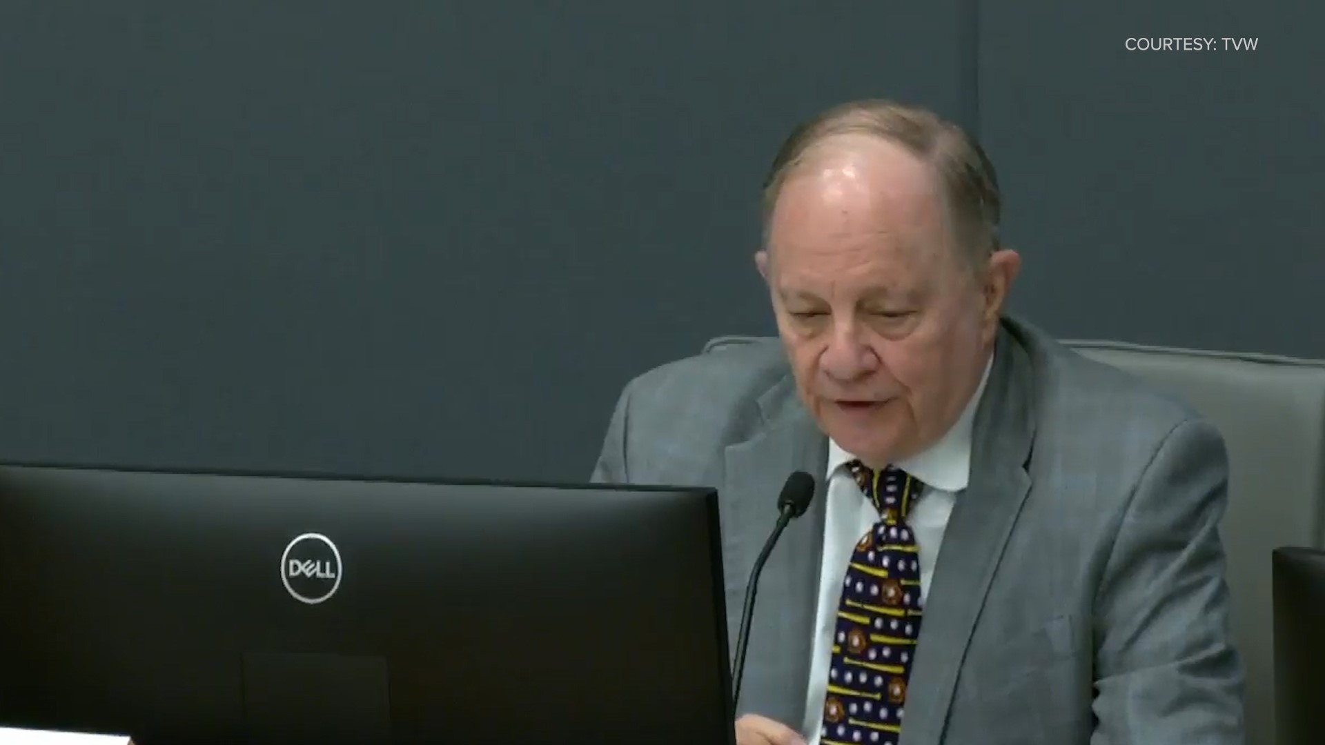 Washington senator proposes harsher penalties for jail guards who ...