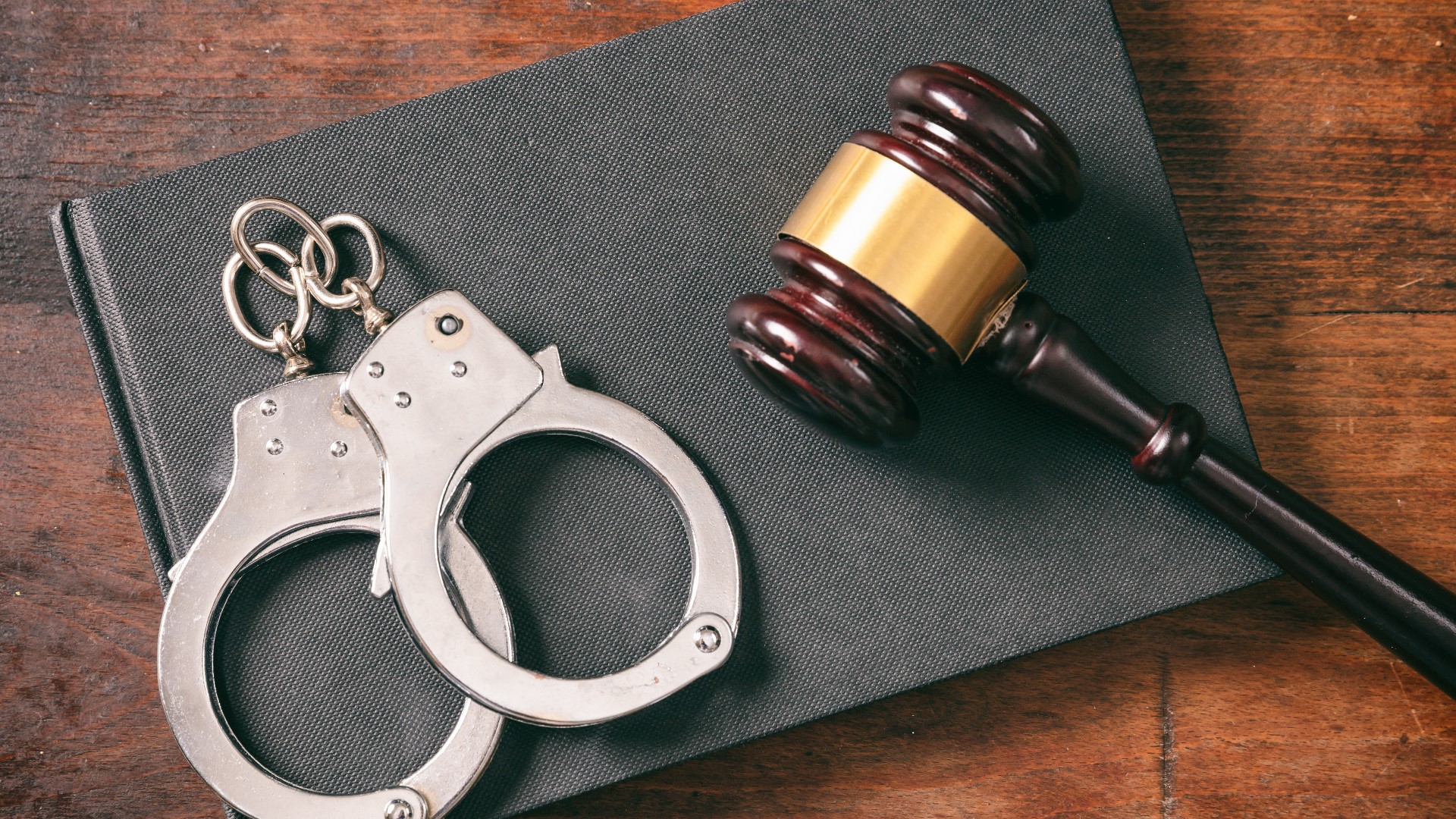 What does it take to hold a suspect in custody? | king5.com