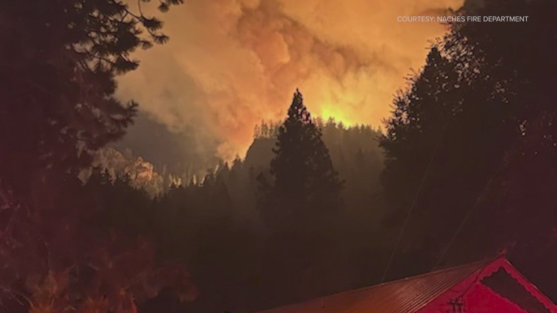 Retreat Fire burning near Yakima County forces evacuation of nearby ...