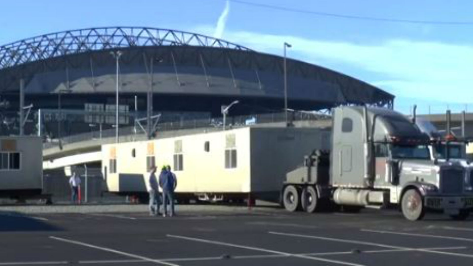 Modular homes for the homeless arrive in Seattle | king5.com