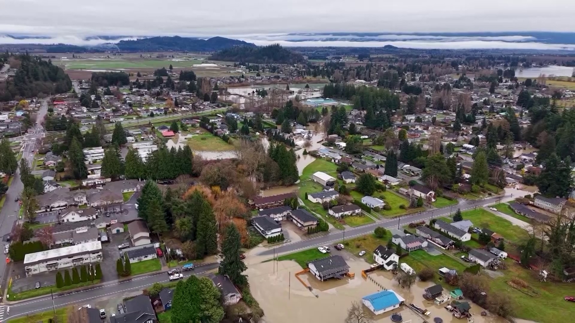 Cleanup continues after record Skagit River flooding with more rain ...