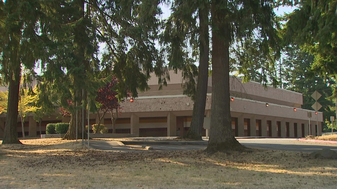 Kirkland middle school asks dozens to stay home after positive COVID-19 ...