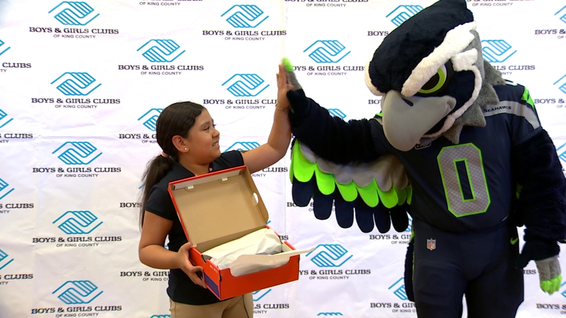 Seahawks' Blitz and KING 5's Madison Wade team up to give kids with ...