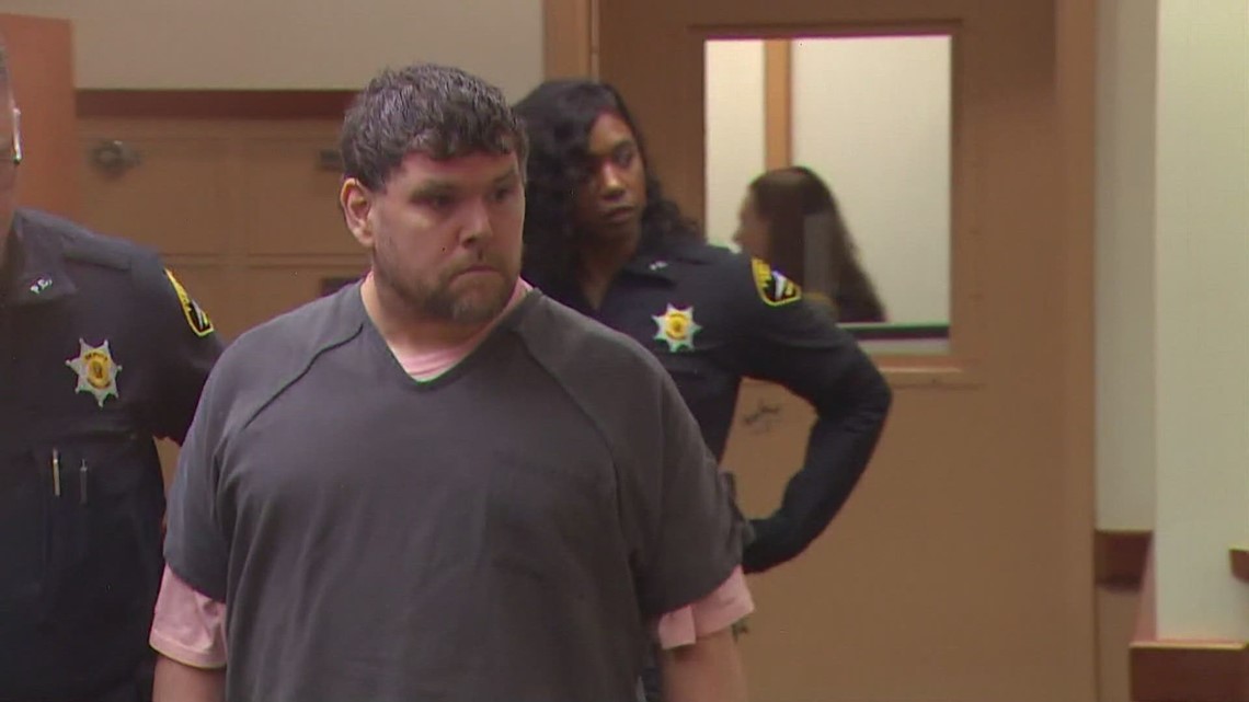 Suspected DUI driver hits, kills pedestrian in Puyallup | king5.com