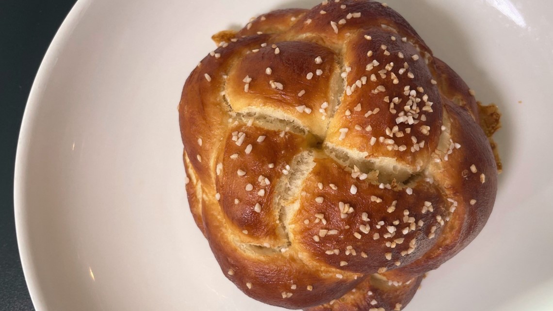 Challah bread galore at this cozy Queen Anne coffee shop | king5.com
