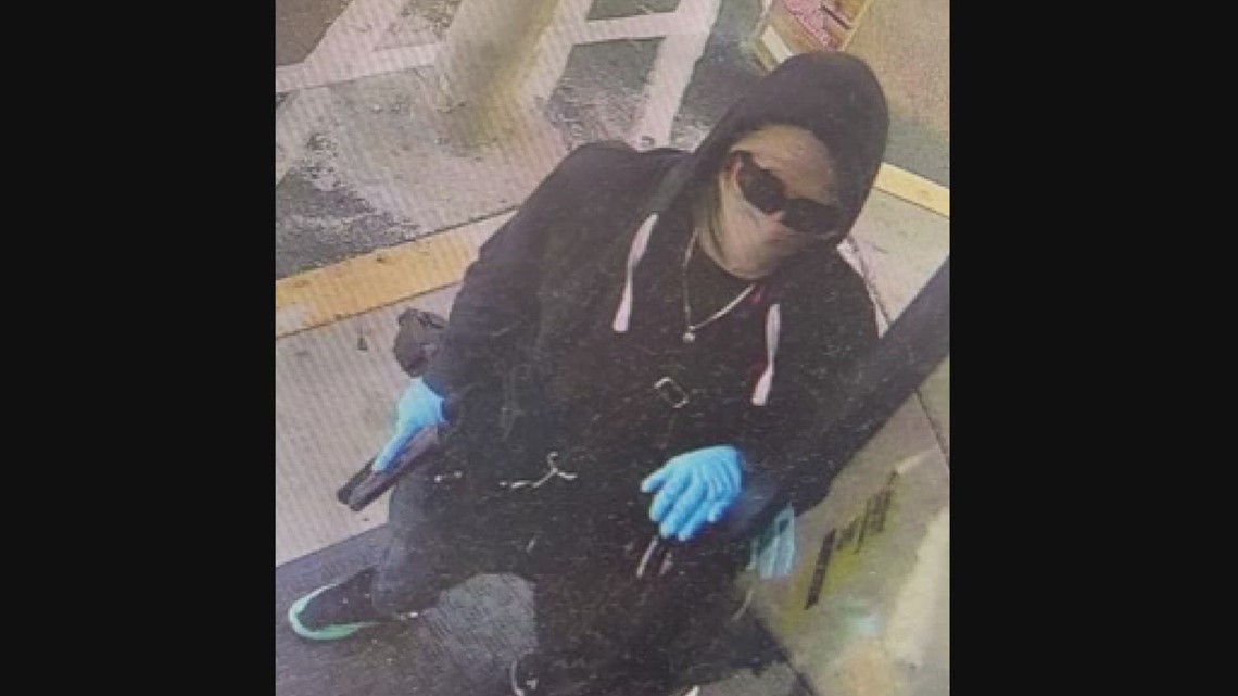 Lakewood Police Searching For Armed And Dangerous Armed Robbery