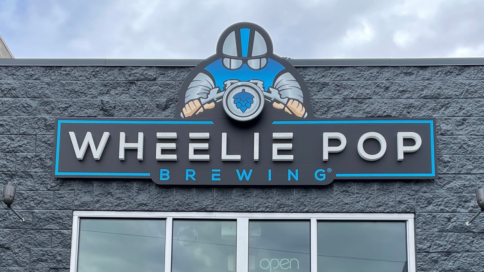 Start your engines and head to this Ballard brewery | king5.com