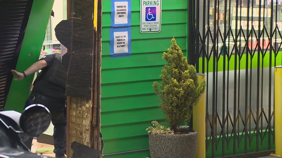 Surveillance video shows suspects ramming car into Seattle pot shop ...