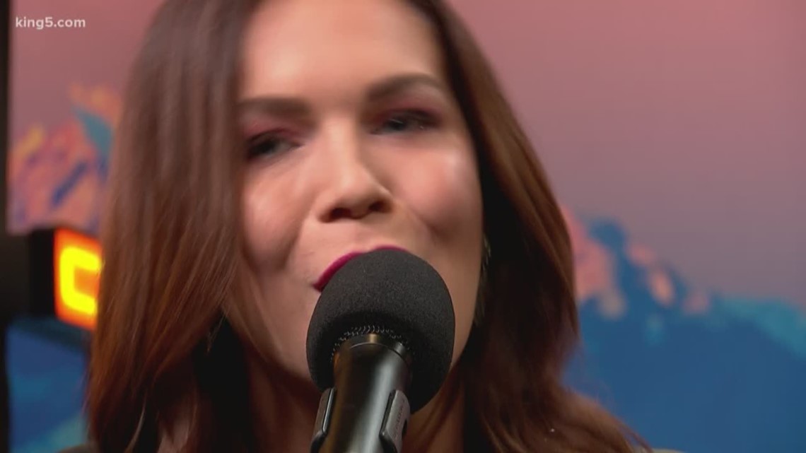 Enumclaw's Rae Solomon Preview's Her Christmas Concert | king5.com