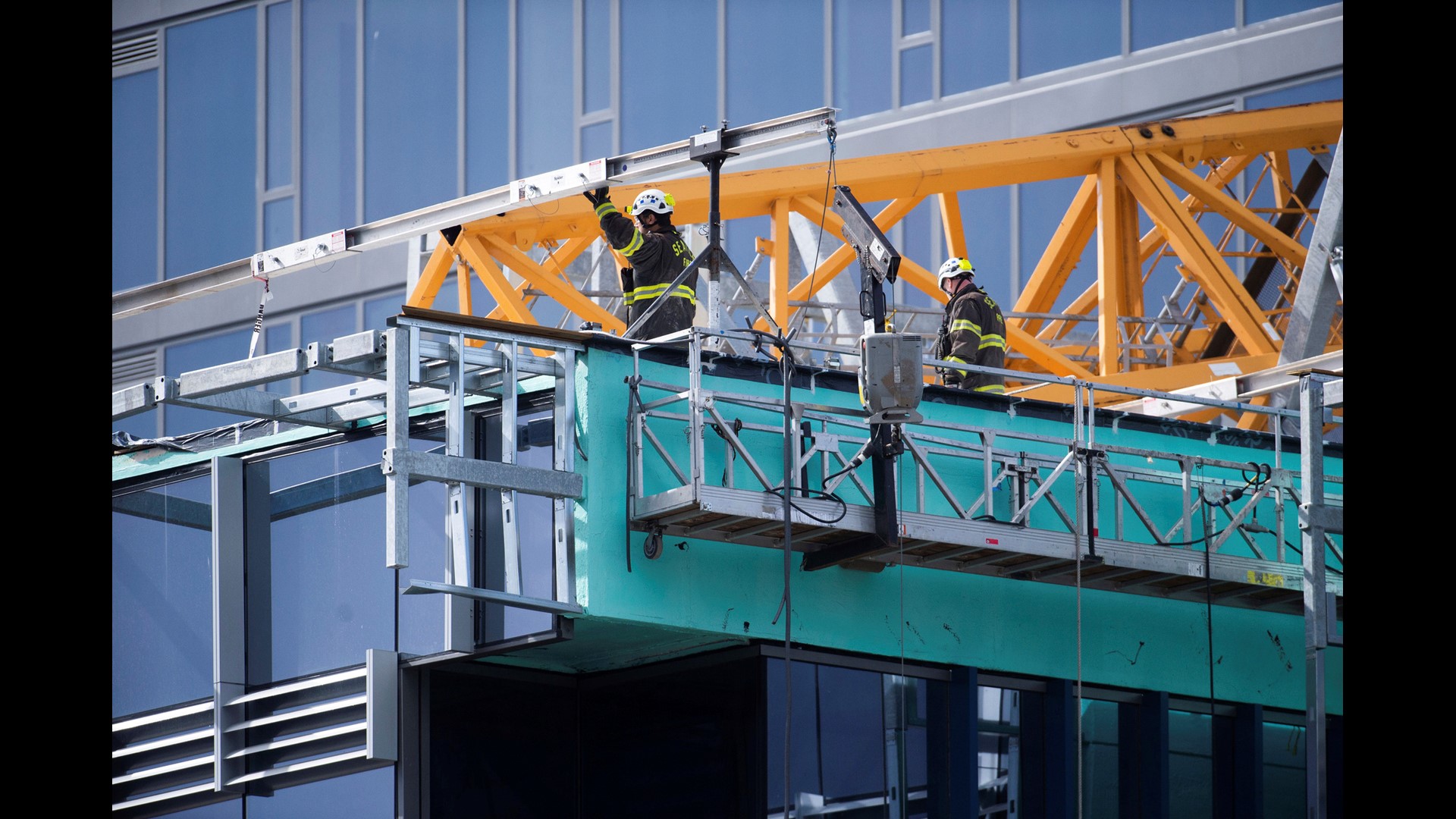 PHOTOS: Crane collapse in downtown Seattle | king5.com