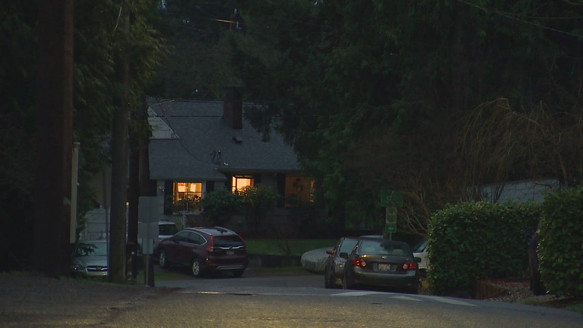 Police investigating armed robbery inside north Seattle home | king5.com