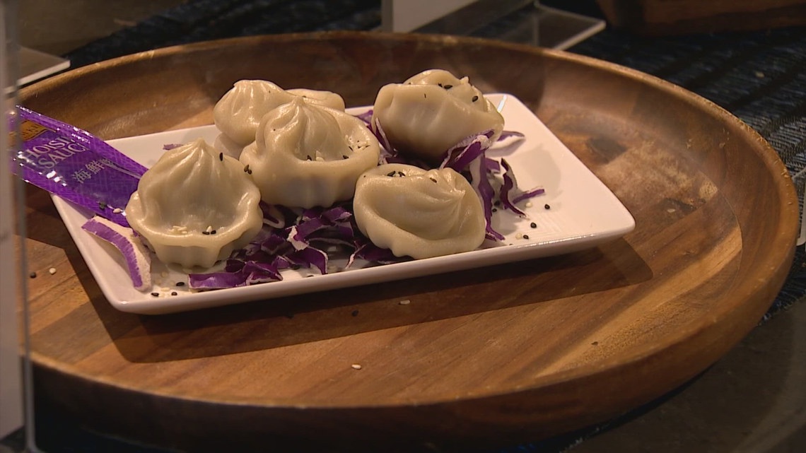 Mariners debut colorful corn dog, dessert nachos for 2025 season food ...