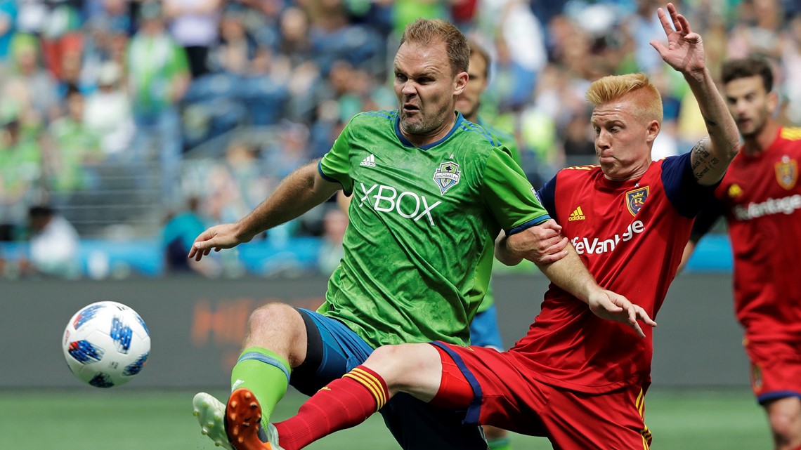 Sounders' Chad Marshall announces retirement due to injuries | king5.com