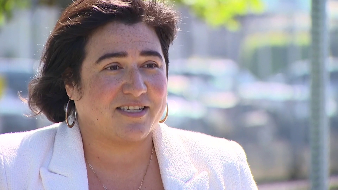 U.S. Representative Emily Randall visits Tacoma ICE facility | king5.com