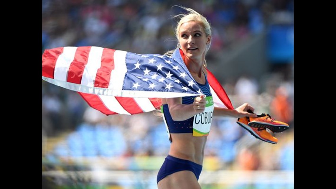 Emma Coburn takes bronze in women's 3,000 steeplechase | king5.com