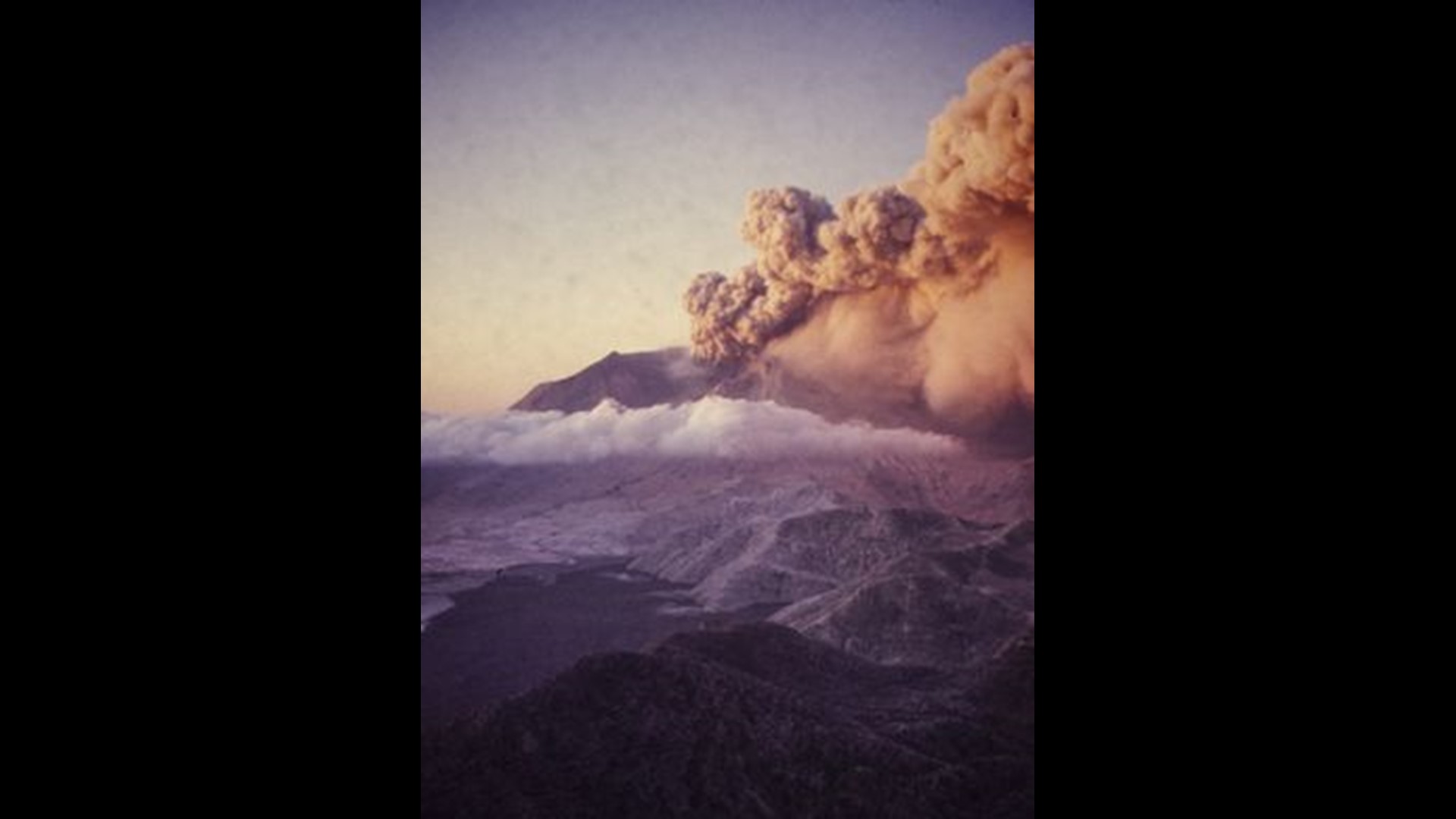 Mount St. Helens eruption: Never-before-published photos | king5.com