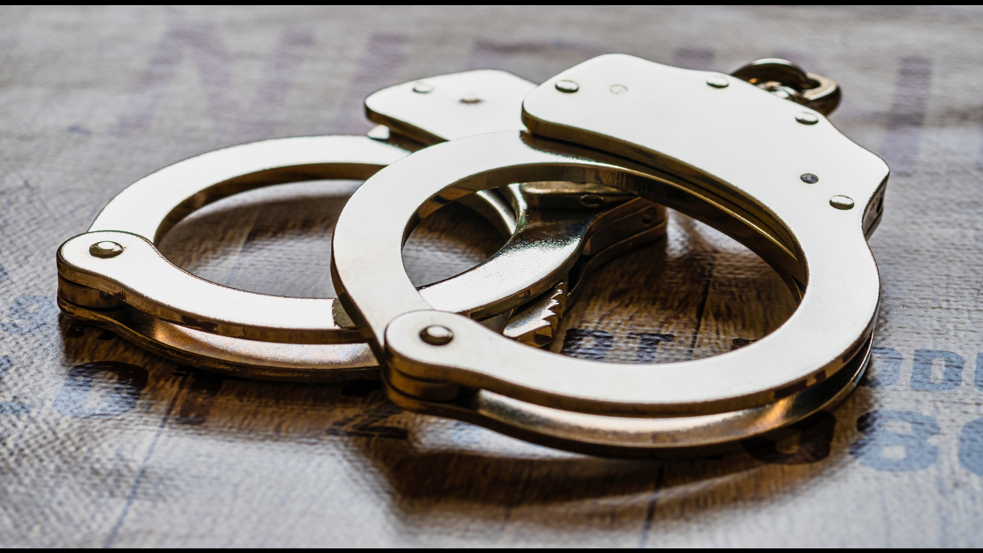 Man accused of pulling gun on law enforcement in Kitsap County taken ...