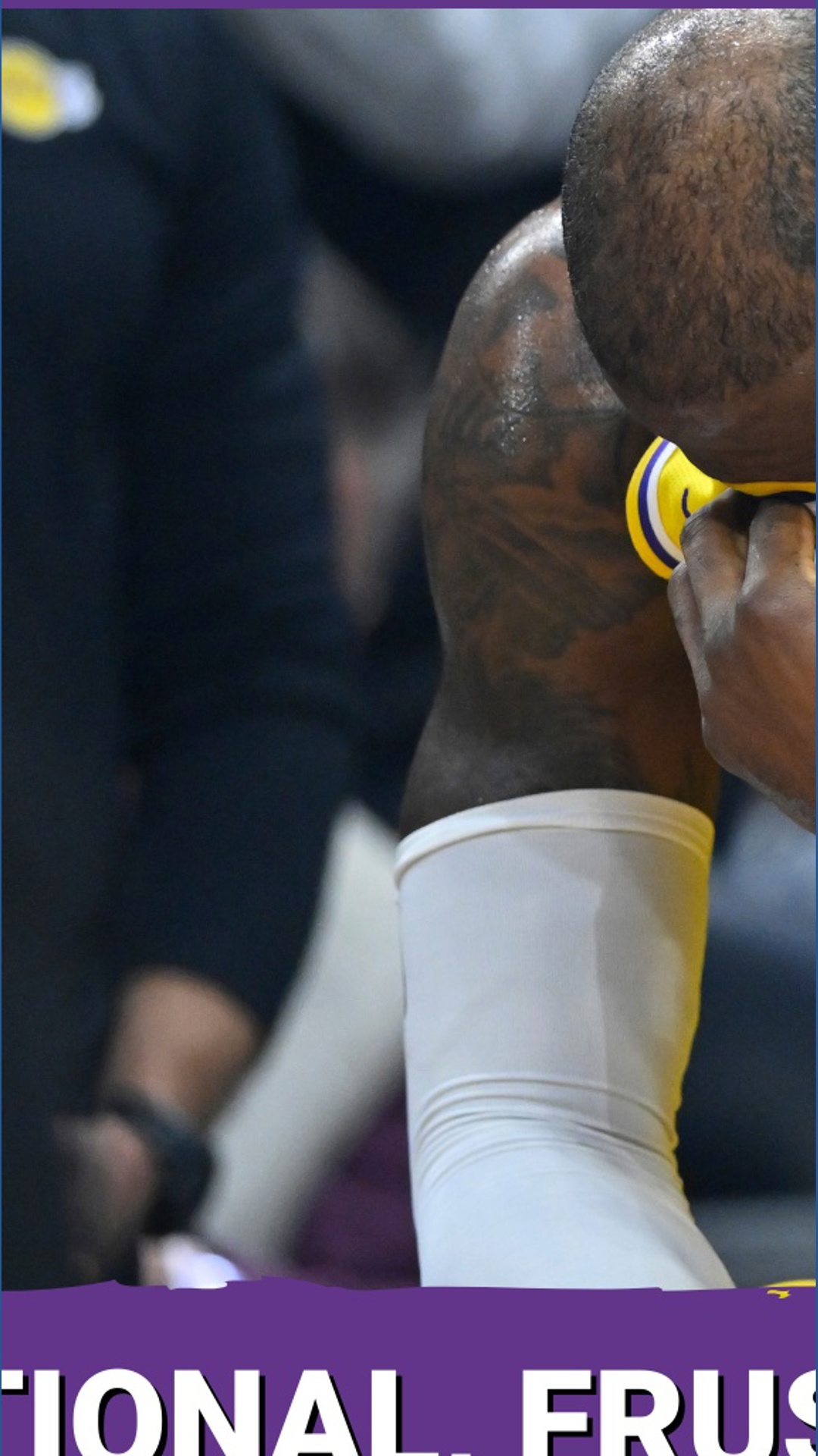 Emotional Return For LeBron James, But Lakers Totally Outplayed by Cavs ...