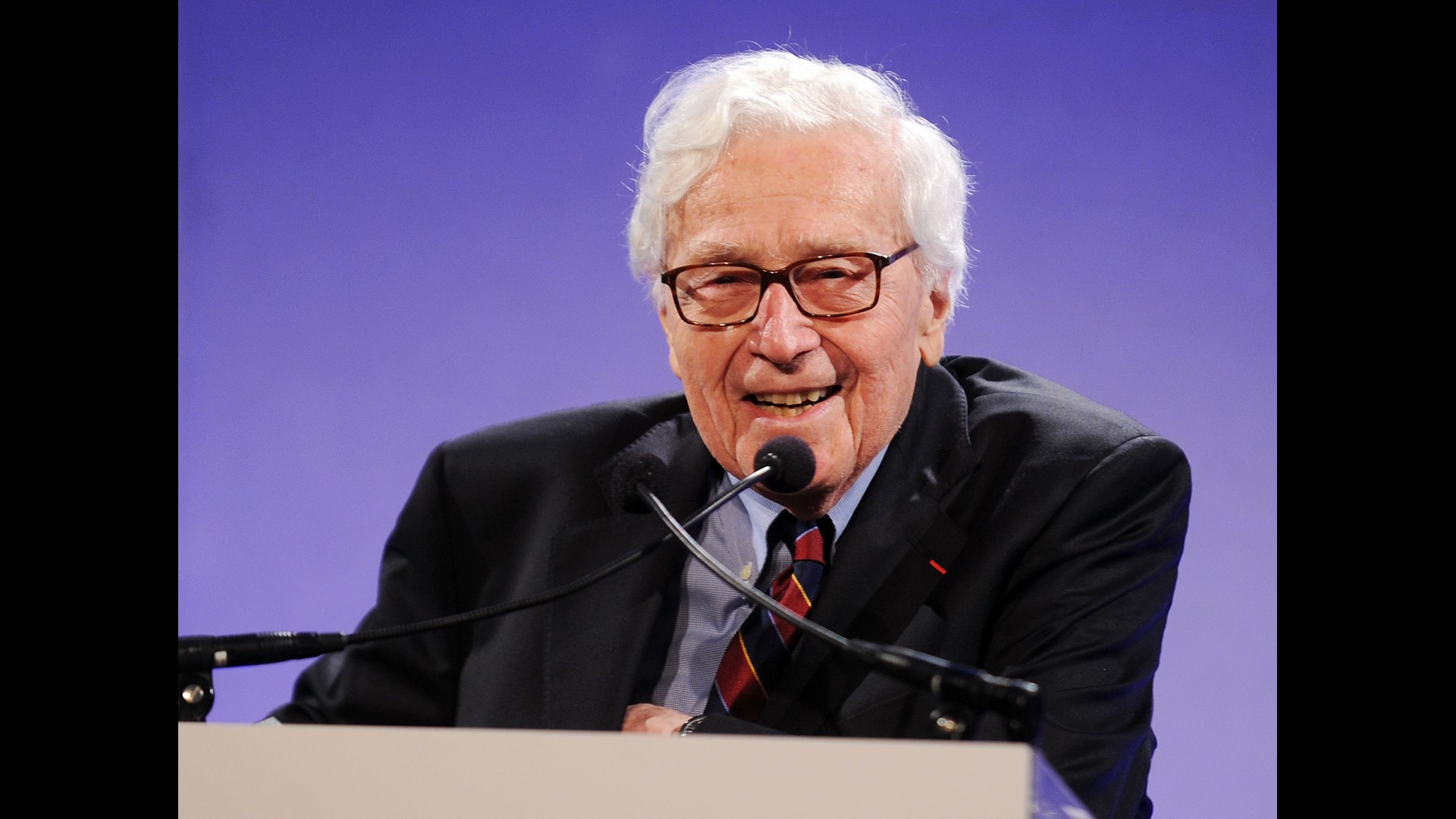 Celebrated photo editor John Morris dies at 100 in Paris | king5.com