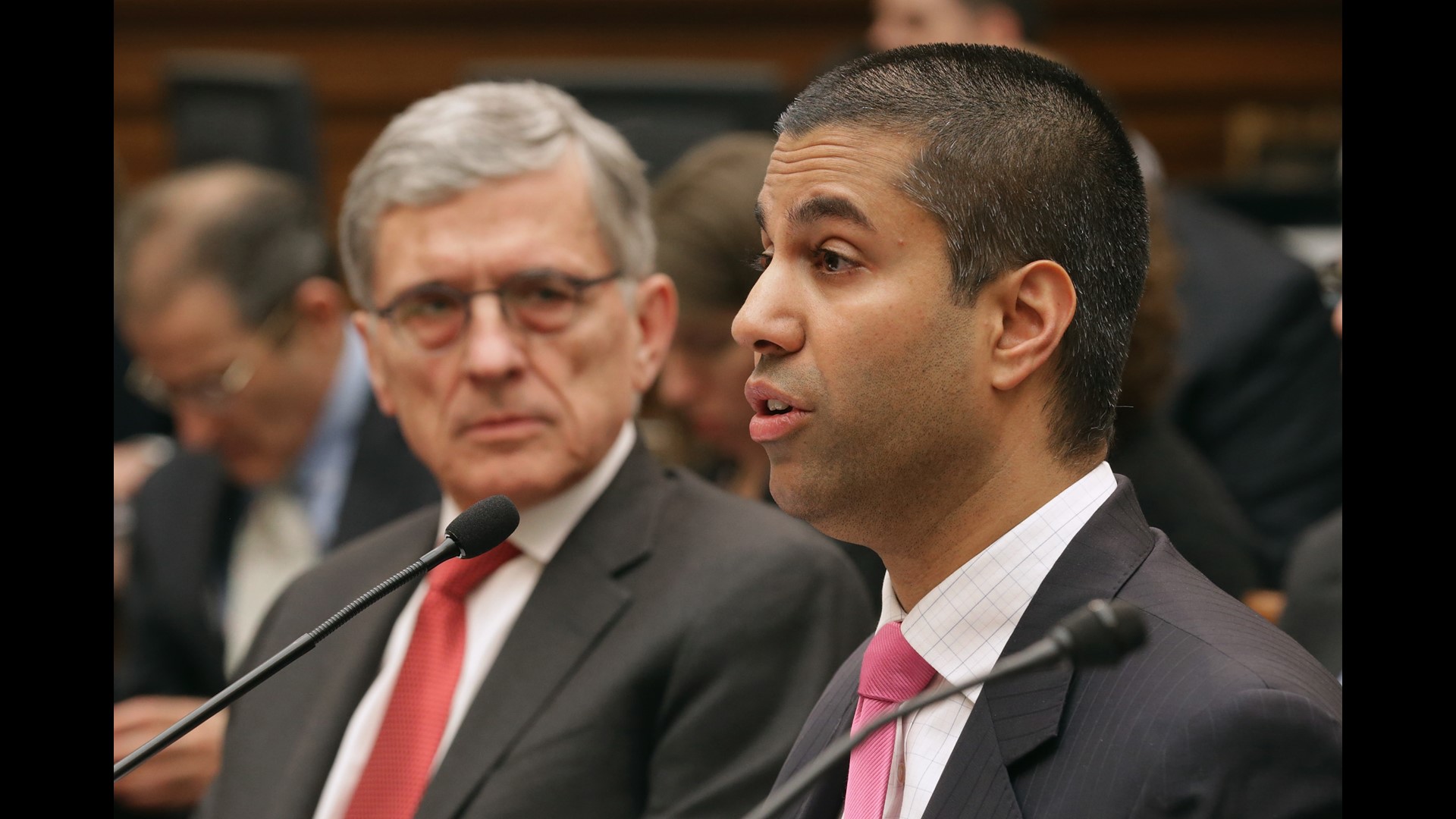 FCC set to overturn Obama-era net neutrality rules with Dec. 14 vote ...