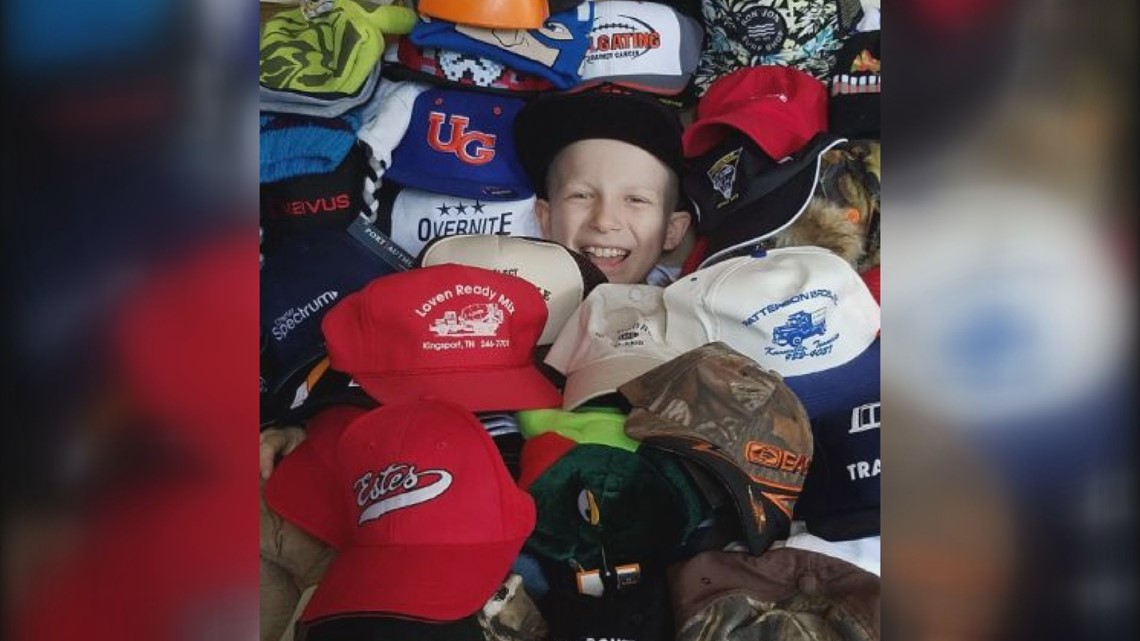 School collects 100+ hats for student battling Leukemia | king5.com
