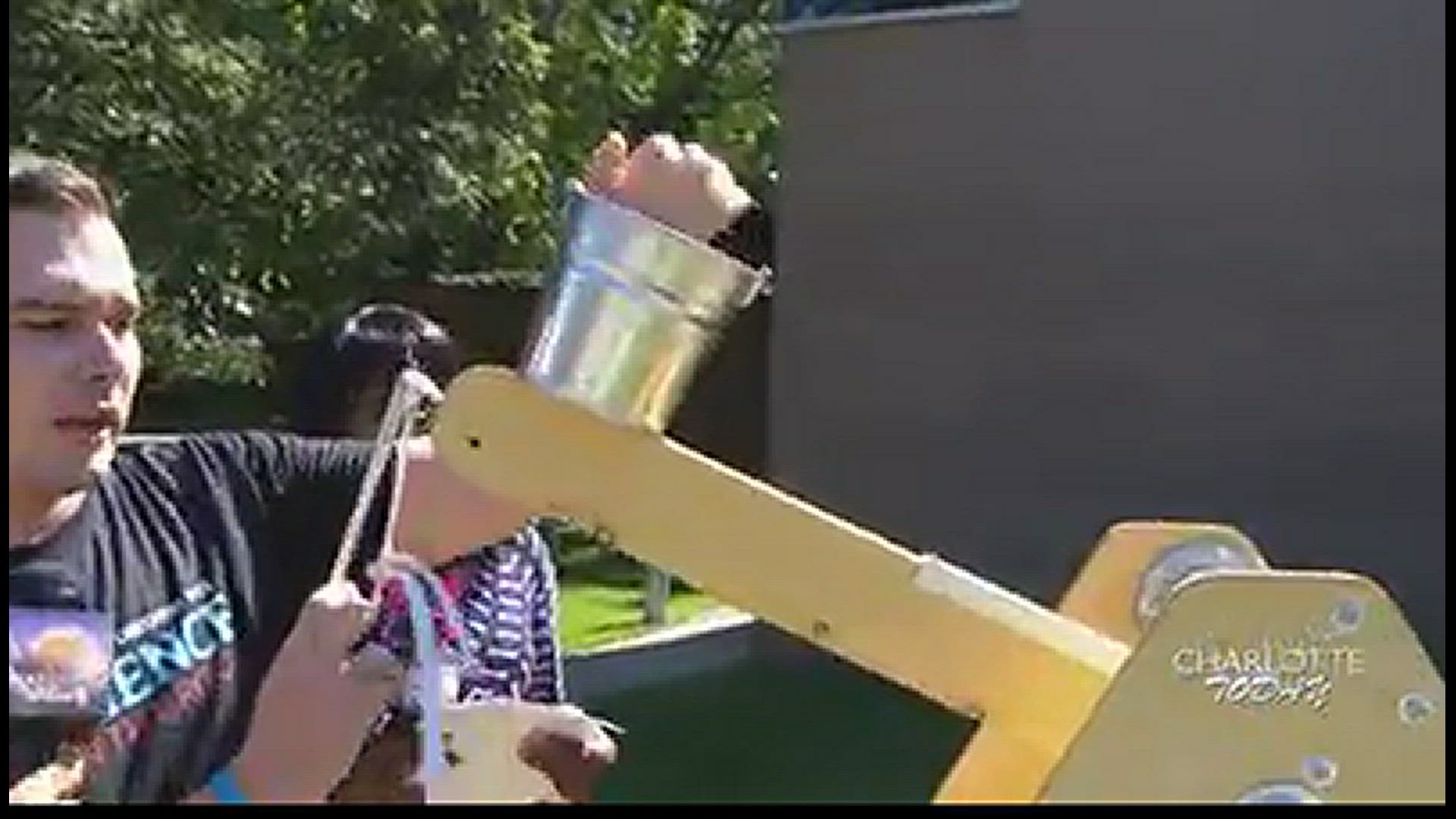 Detective describes scene where police shot Monfort | king5.com