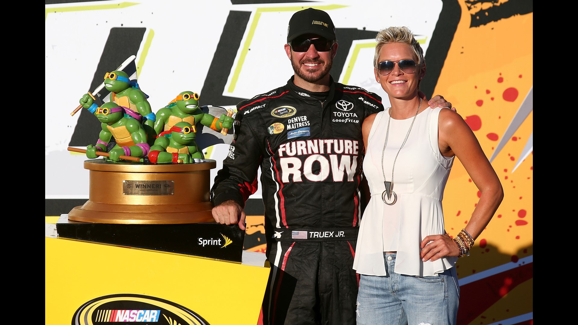 NASCAR, family and the 'gift' of cancer: Sherry Pollex's story | king5.com