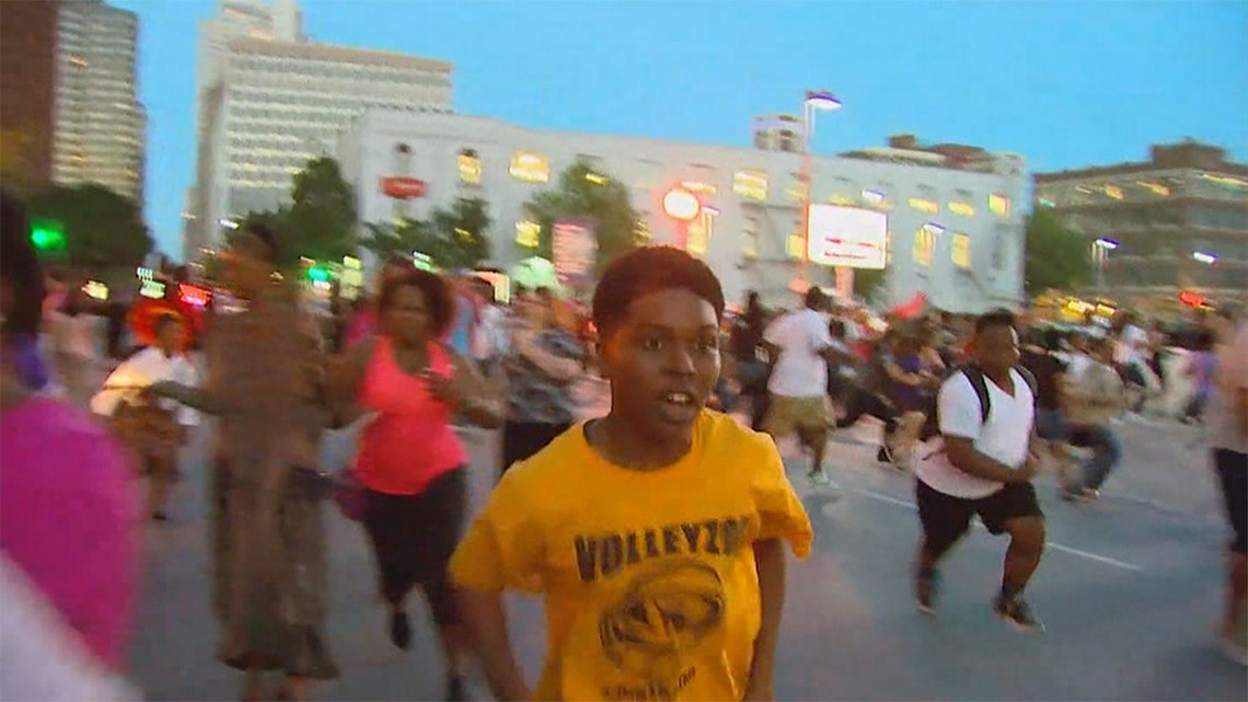 How the downtown Dallas shooting developed | king5.com