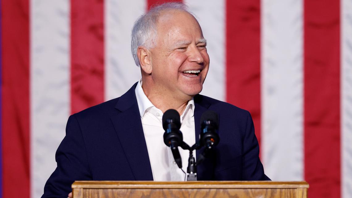 VP candidate Tim Walz attends Seattle campaign event | king5.com